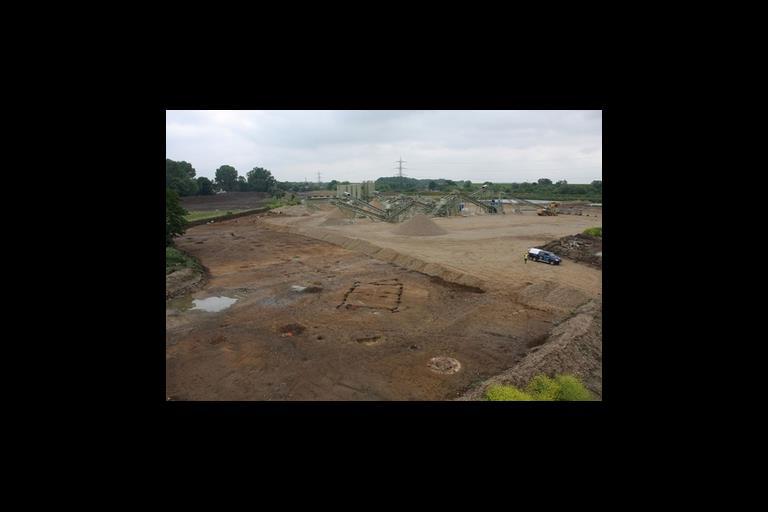 Rare neolithic house found in Cemex quarry | News | Building